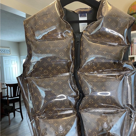 Louis Vuitton | Jackets & Coats | Louis Vuitton 2 Ss Inflatable Gilet ...